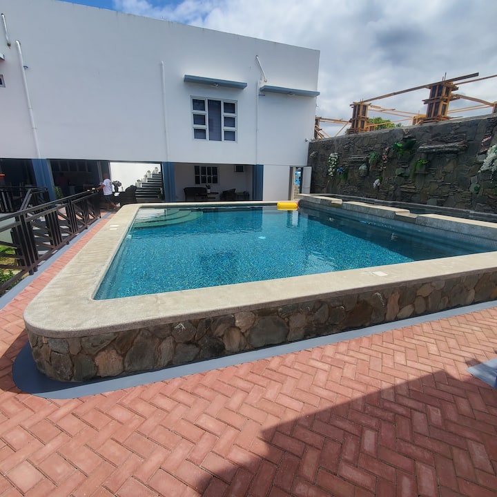 My Fantasy Resort Rental (A) - Occupancy 2-3 Guest - Lemery