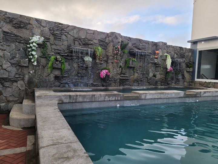 My Fantasy Resort Rental (D) - Occupancy 2-6 Guest - Lemery