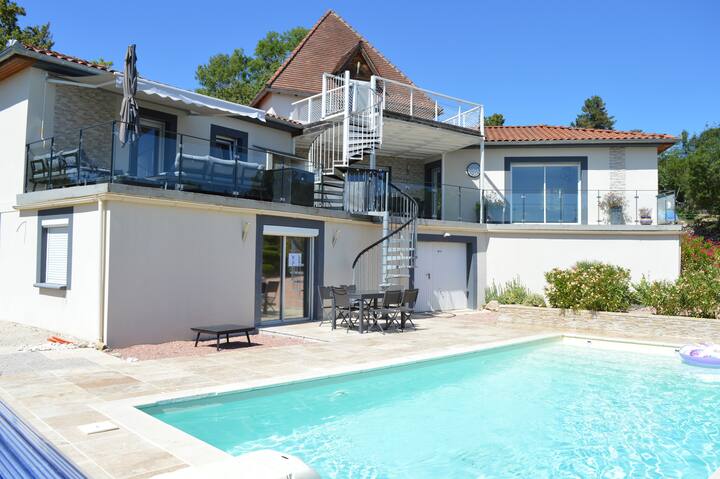 La Tourelle Du Lot, Luxurious Villa & Heated Pool - Cajarc