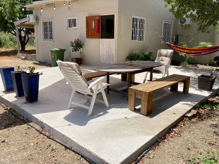 Small And Cozy With A Big Garden - Curaçao