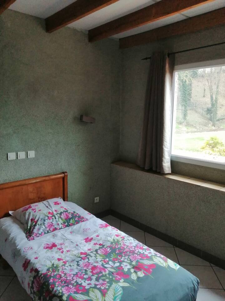 Chambre D'hôtes Sortie Autoroute Chanas (38150) - Anjou