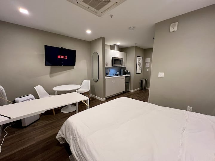 Studios435 - Downtown San Diego - Kensington - San Diego