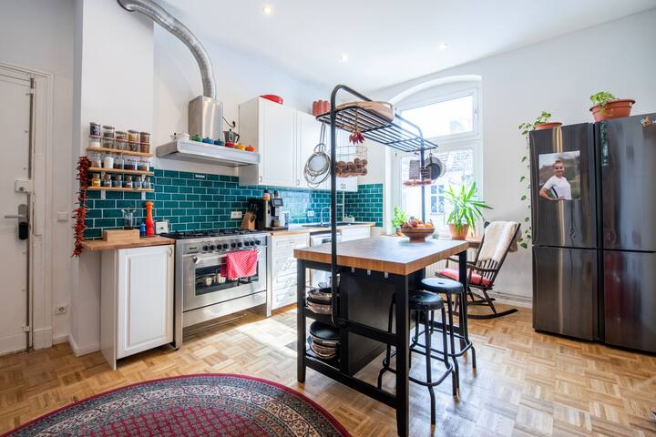 Private Room In Clean & Cozy Shared Apartment - Berlin