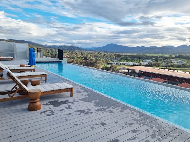 Designer Gem! Comfort With Style. - Canberra