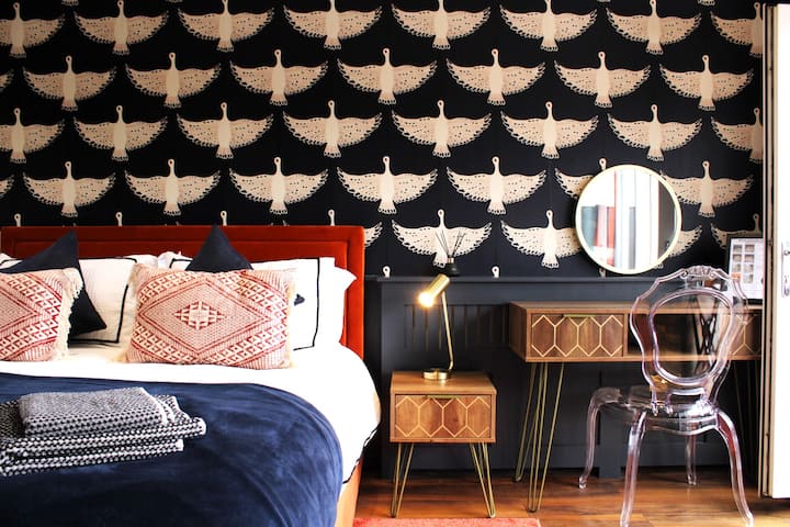 The Annex - Stylish Escape With Wood-fired Hot Tub - ノリッジ