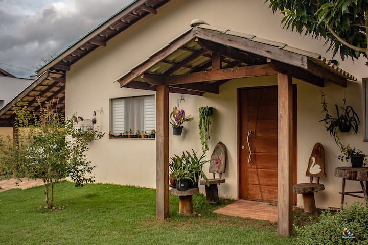 Recanto Cravo E Canela 
Natureza E Tranquilidade! - Socorro