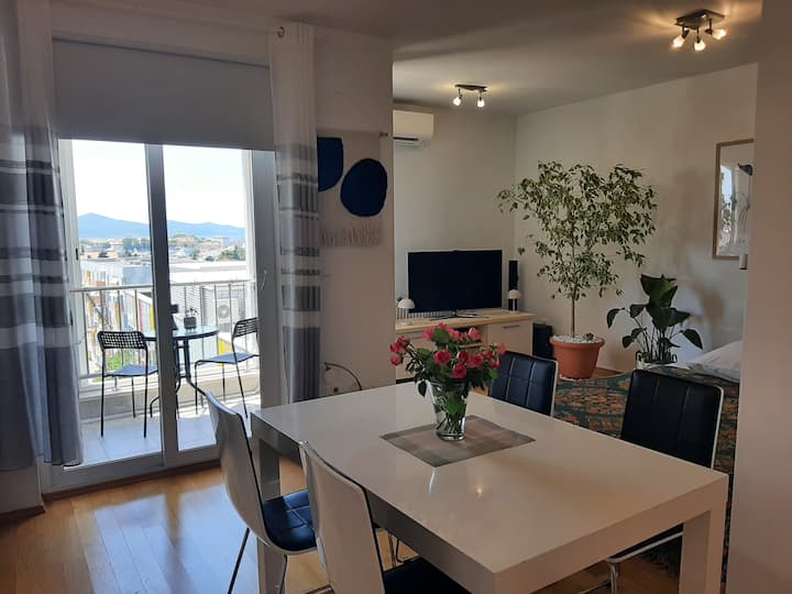 Mosaic Apartment For 4 People With Sea View - Zadar