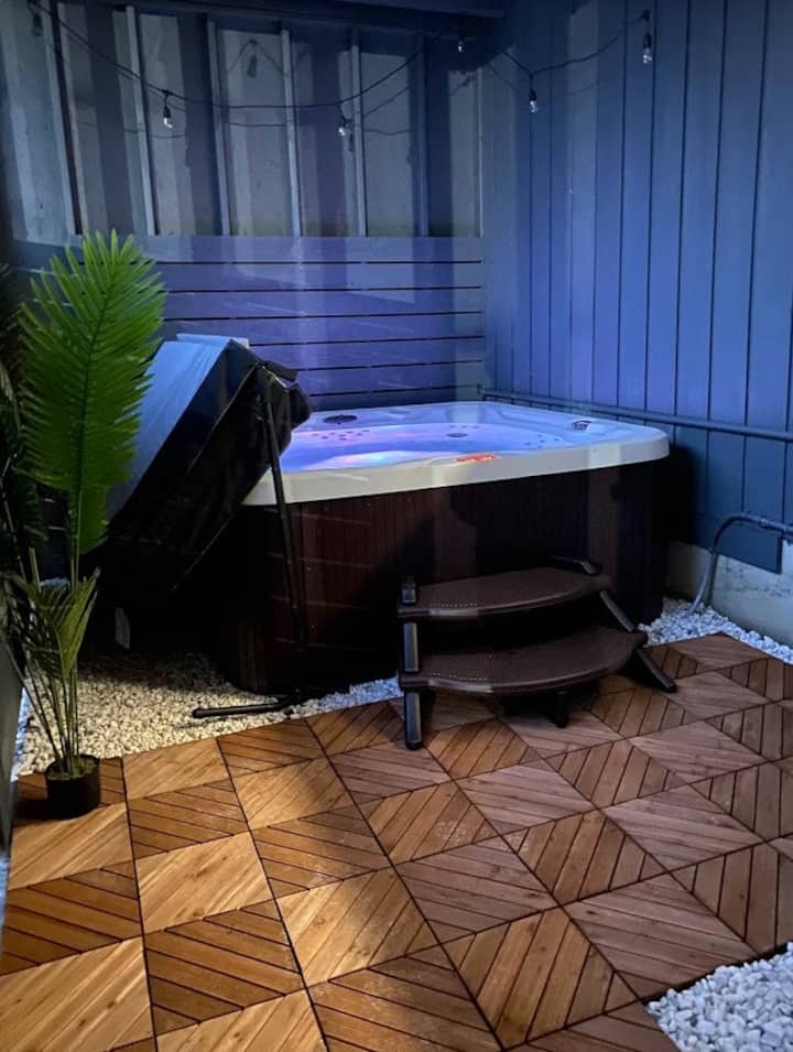 Moby's Coastal Beach Getaway, Sleeps 11 - Moclips, WA