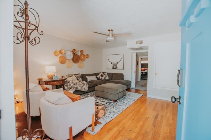 Cowboy Den+hot Tub+game Room+no Pet Fee! - Albuquerque, NM