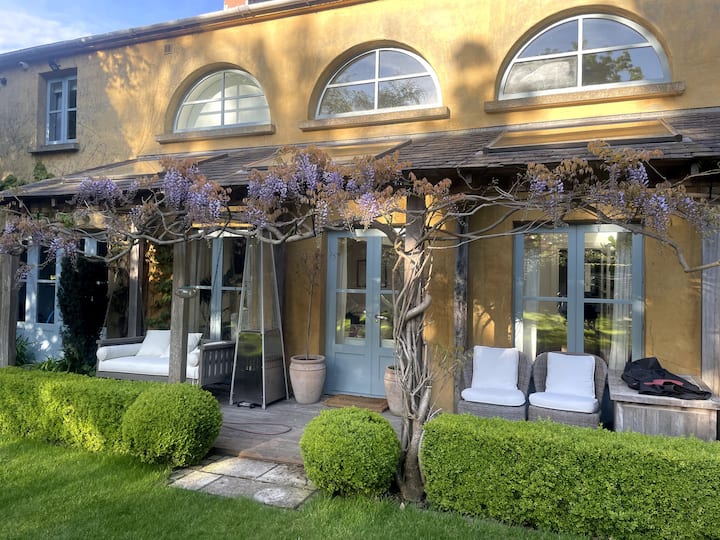 Central Luxury Family Home - 더블린