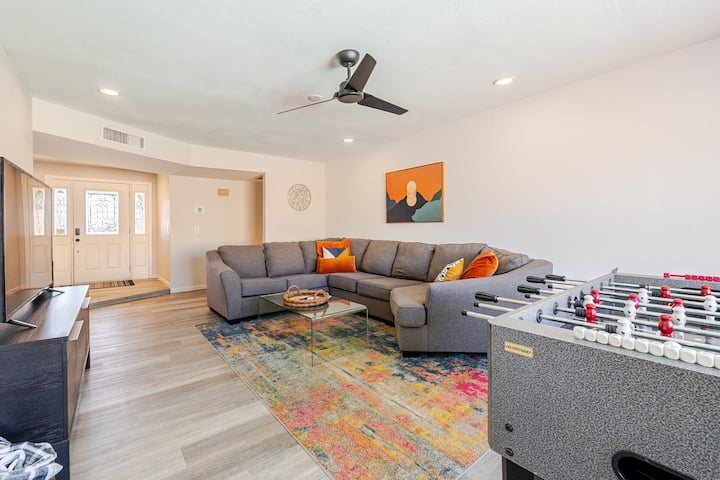 Giant Cozy Master Bedroom(with Own Lock To Room) - Mesa, AZ
