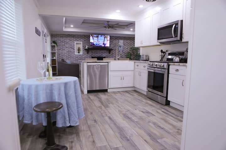Coastal Cottage 10 Minutes From Beach | Dogs Ok - Fort Walton Beach, FL