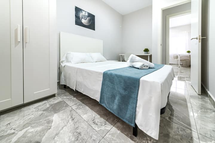 Apartamento Elegante Y Cómodo ~ Ubicación 5* Playa - Cadice