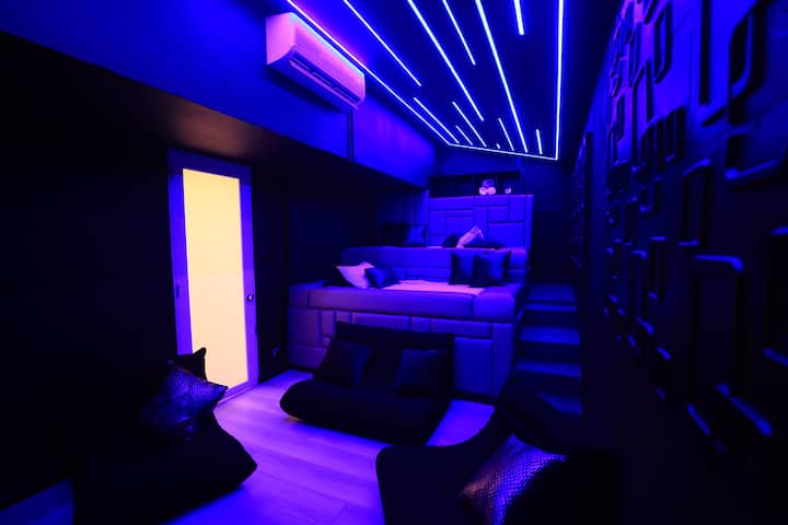 Palace Calypso, 23 Guest, Theater + Pool + Hot Tub - San Juan, Puerto Rico