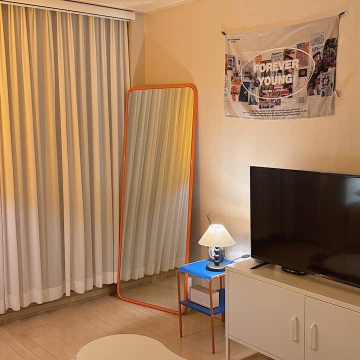 강남역 5분거리 빔프로젝터 홈글램핑 테라스있는깔끔한 숙소 - Seoul