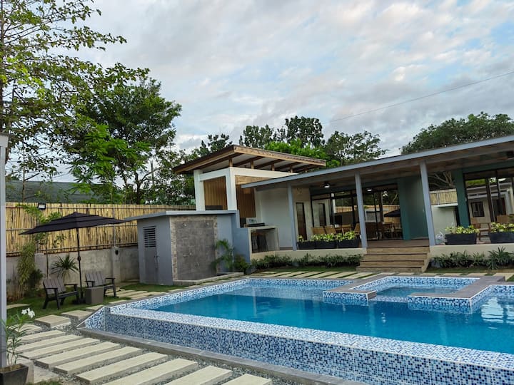 Cozy Private Resort In Pandi - Pandi