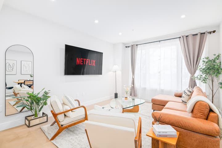Spacious Home|2-car Garage|yard|only 20 Min To Nyc - Jersey City, NJ