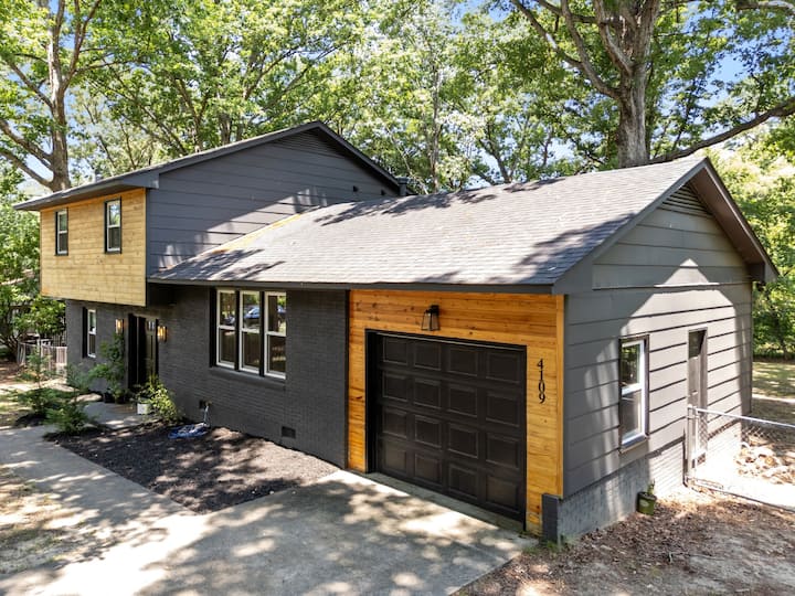 Raleigh Luxury W King | Wakemed 3 Mi - Raleigh, NC