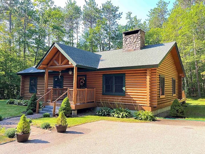 Cozy Bear Cabin - North Conway, NH