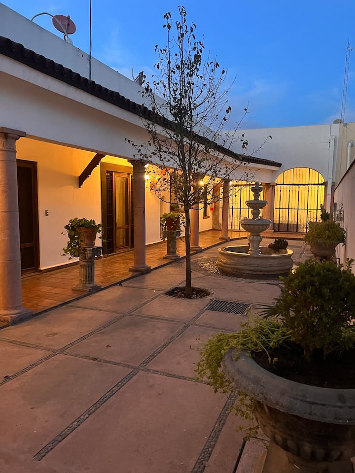 Casa Colonial - Centro Histórico - Monterrey