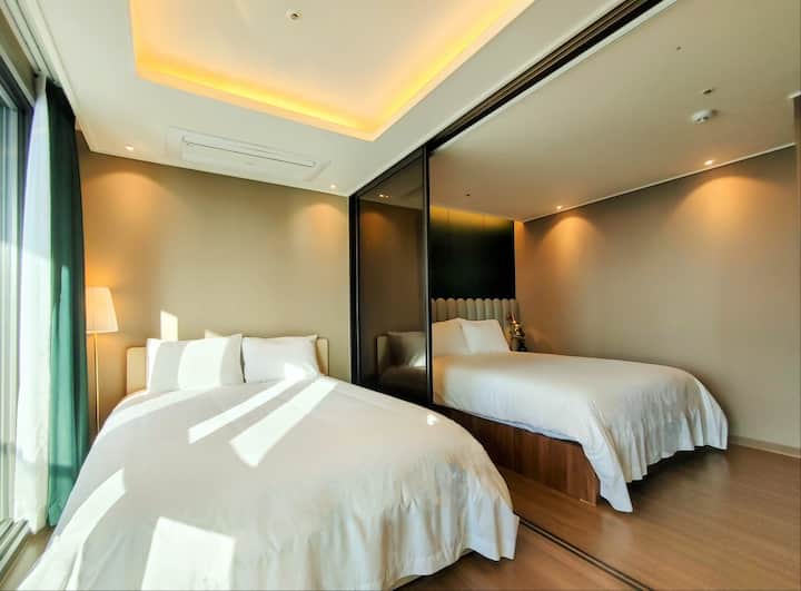 New Open! 해운대 고층 오션뷰!해변5분&지하철역3분 - Busan