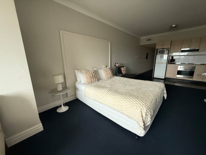 Studio Deluxe With Sleeping Area - Rosebery