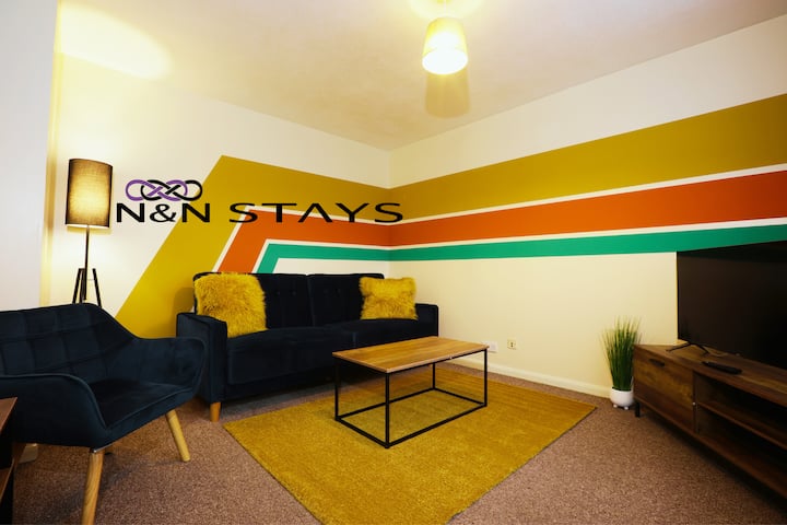 2 Bedroom House With Free Parking In Twerton, Bath - Bath