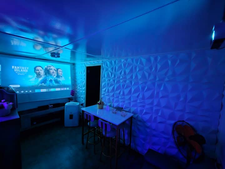 Cinema Apt With A/c Jacuzzi & Laundry - Ponce