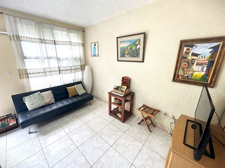 Convenient Fully Eq.2br House In San Salvador - El Salvador