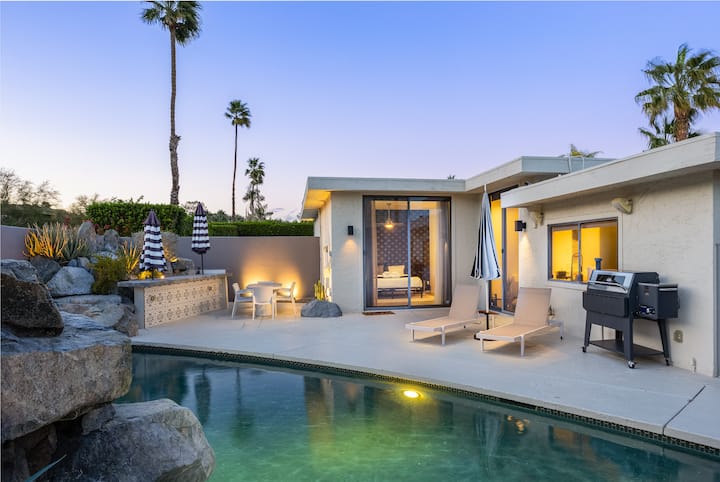 Private Pool•stunning Mountain Views•corner Condo! - Palm Springs, CA