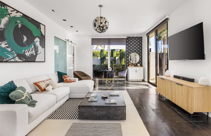 Private Pool•stunning Mountain Views•corner Condo! - Palm Springs, CA