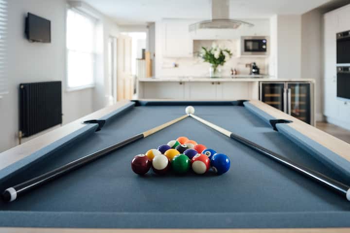 Fun, Luxury Home In The Heart Of Colchester City - Colchester