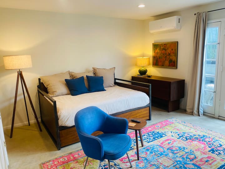 Silverlake Hills Gem - Los Angeles, CA