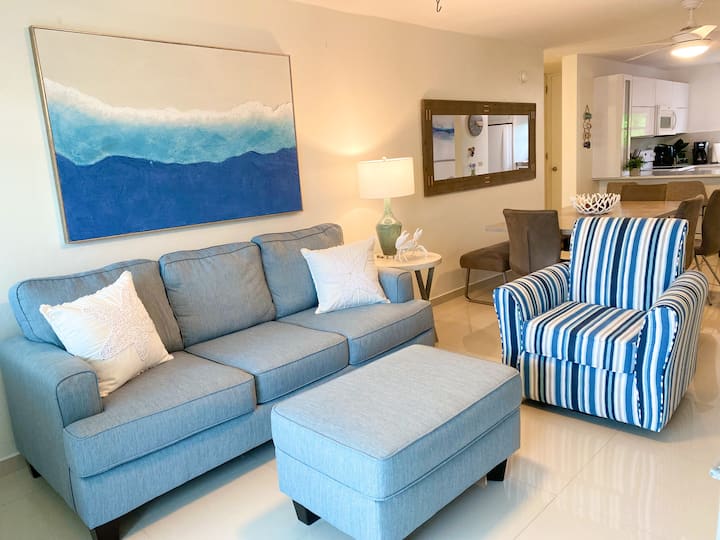 Crab Shack Beachfront Condo! Fully Renovated! - Puerto Rico