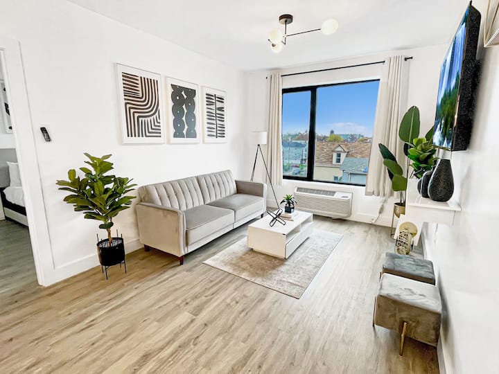 Cozy King 1br Near Ewr, Nyc & Metlife - Harrison, NJ