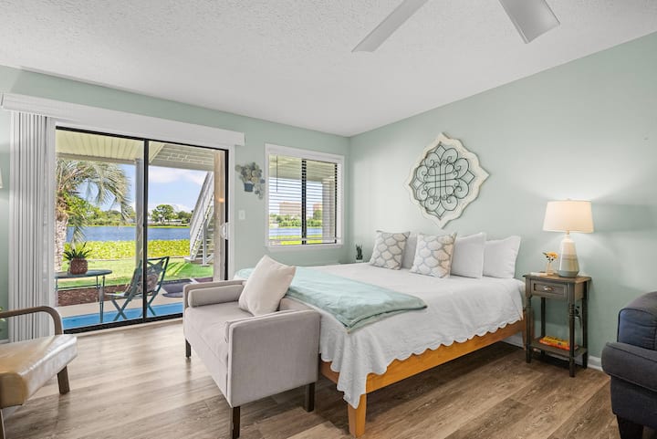 Lakefront  With Beach View. - Panama City Beach, FL