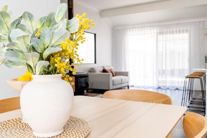 Hampton House
Your Home Away From Home! - Joondalup