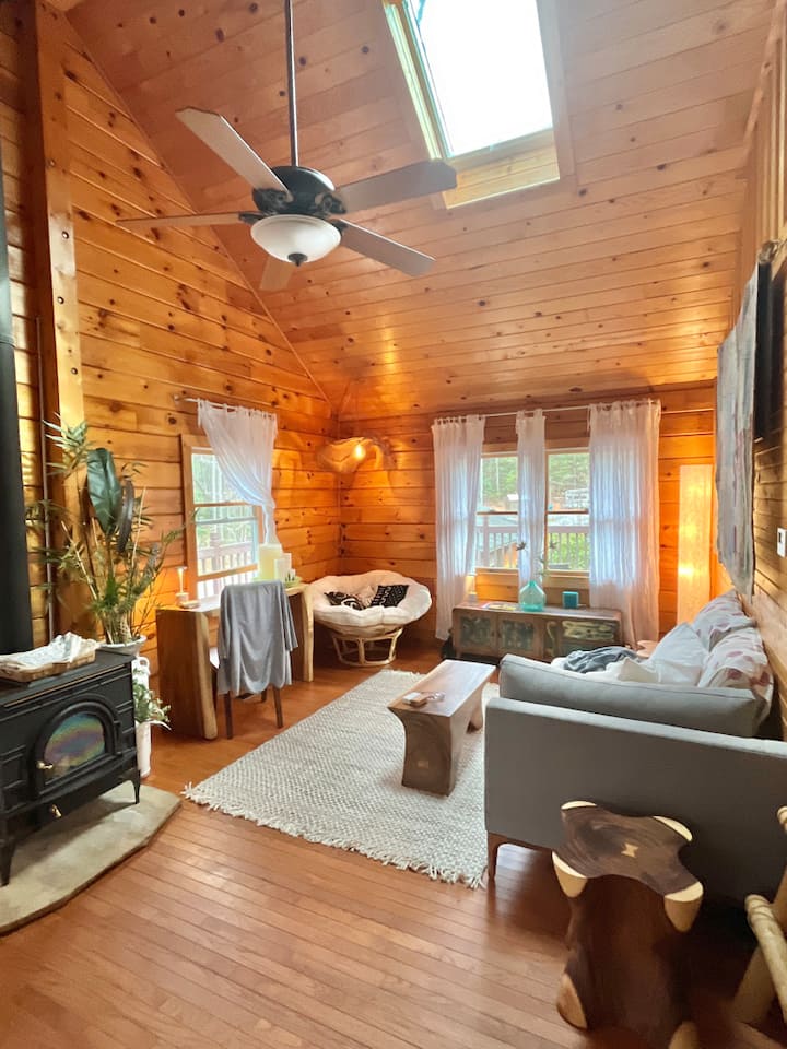 Mountain Laurel Cabin - Blue Ridge Mtn Retreat - North Carolina