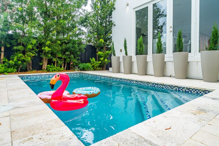 Peakseason25%off!• 4bd/2.5ba, Private Pool Laundry - Miami
