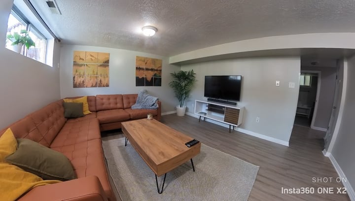 Private Retreat | No Clean Fee | Mtn Views | - Sandy, UT