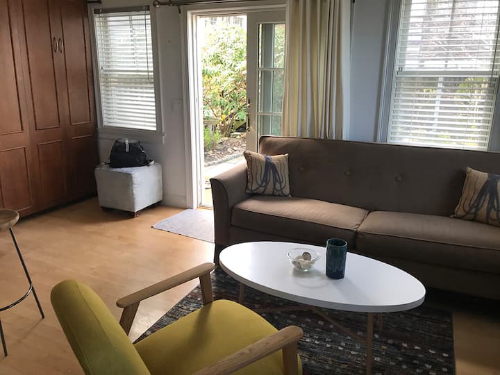 Wonderful In-town Beach Hideaway! - Provincetown, MA