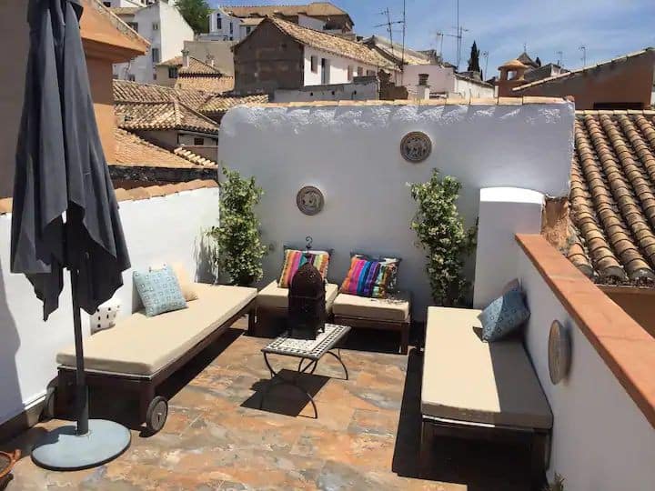 Best Location At The Lowest Price 3 - Alhambra