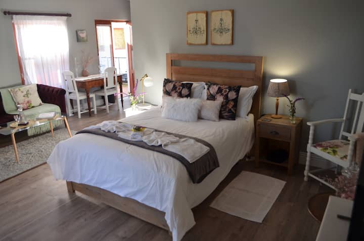Gatsby’s Suite With Pool And Near To Town - Stellenbosch