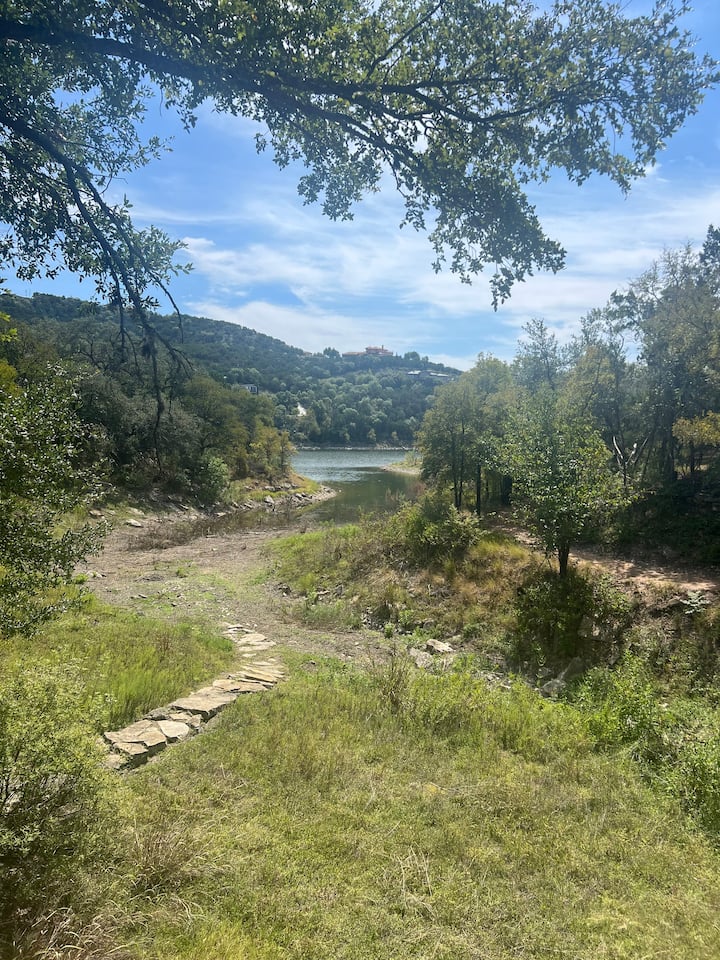 Private Water Access - Lakefront Oasis - Lake Travis, TX