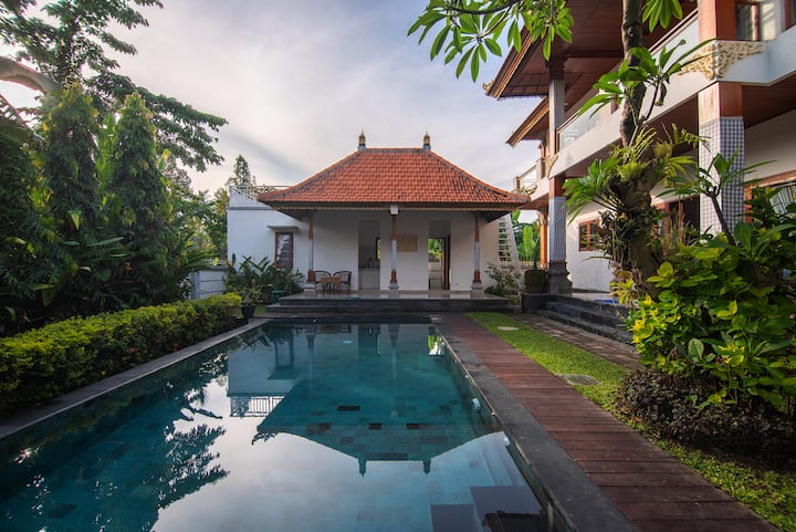 Iremia Lovina Villa - Bali