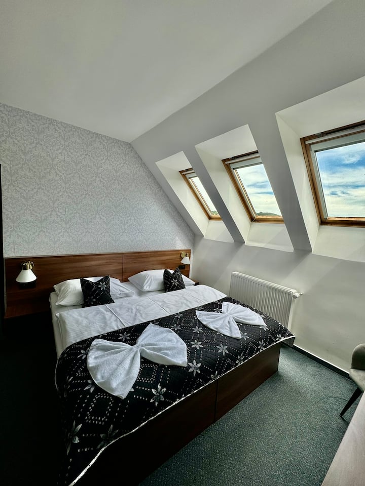 303 ČTyřlůžkový Pokoj S Koupel. - Luhačovice