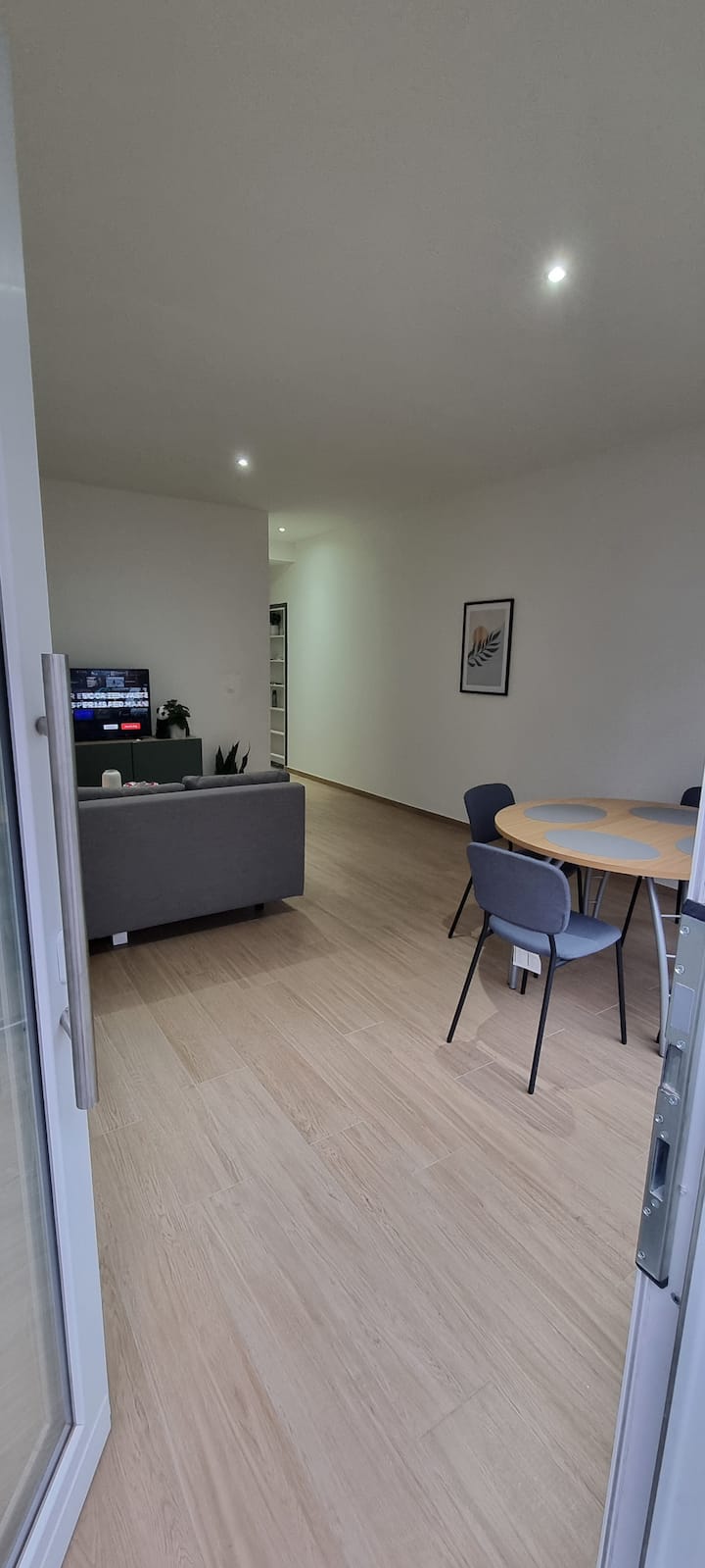 Worker's Lodge - 2 Bedrooms - 4 Beds W/ Courtyard - Aartselaar