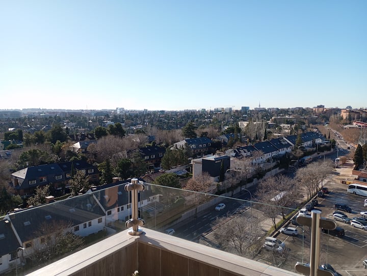 Appartement De Luxe Rénové Avec Terrasse à Madrid - Alcobendas