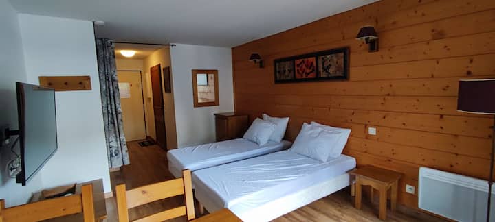 Studio Tout éQuipé, Idéalement Situé. - La Tania