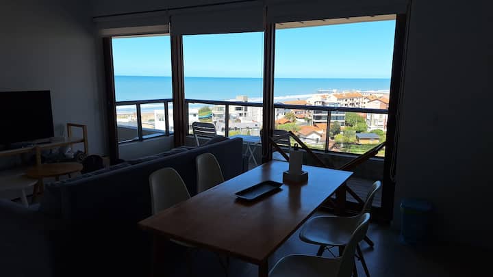 Piso 8 Frente Al Mar. Vista Increíble, Cochera. - Pinamar